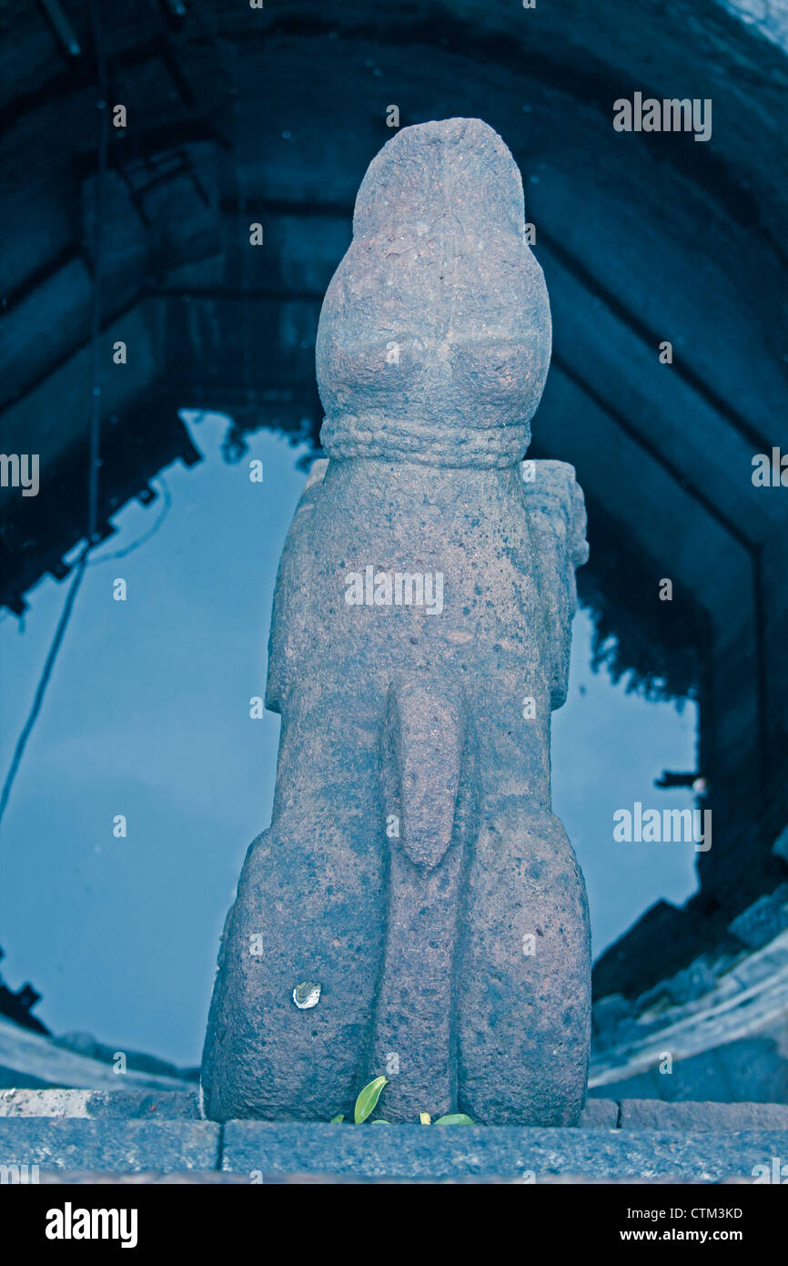 Structure at Bara Mota chi Vihir, Historic well at Limb Village, Satara ...