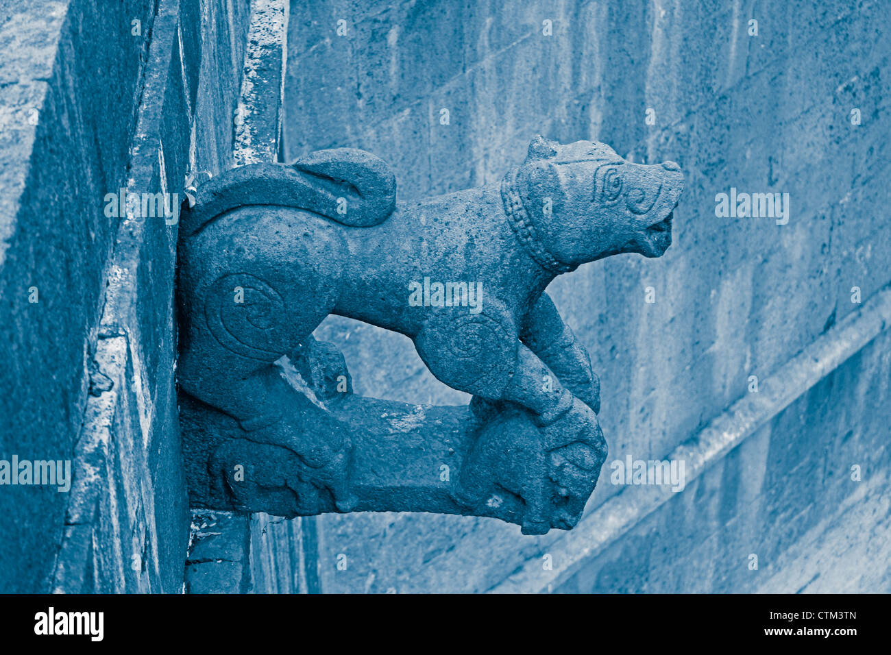 Structure at Bara Mota chi Vihir, Historic well at Limb Village, Satara ...