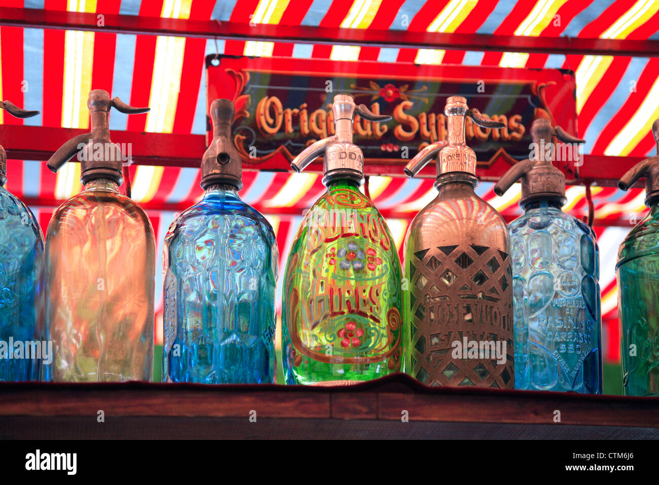 Syphon syphons hi-res stock photography and images - Alamy