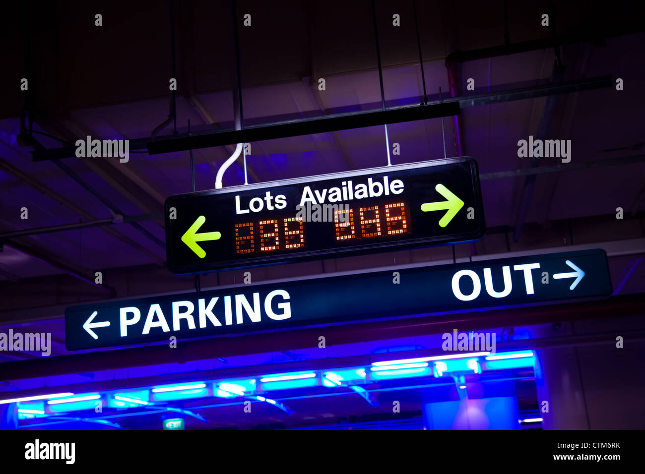 Available parking neon sign inside a parking lot Stock Photo - Alamy