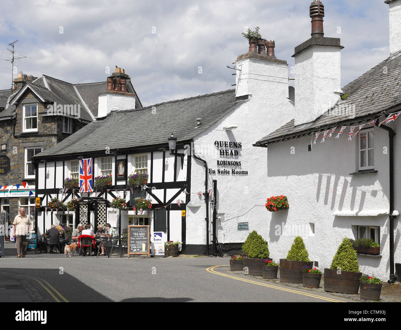 Queens Head Hawkshead Stock Photos & Queens Head Hawkshead Stock Images ...