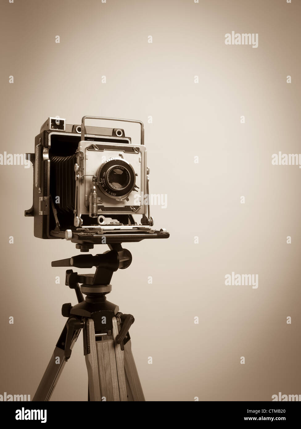 Vintage press camera hi-res stock photography and images - Alamy
