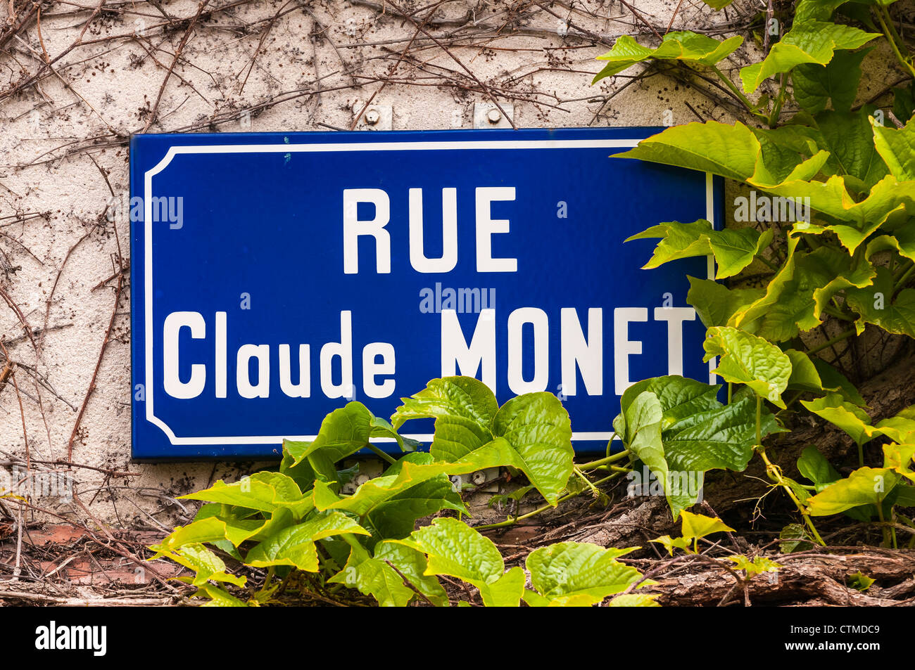 Road sign normandy hi-res stock photography and images - Alamy