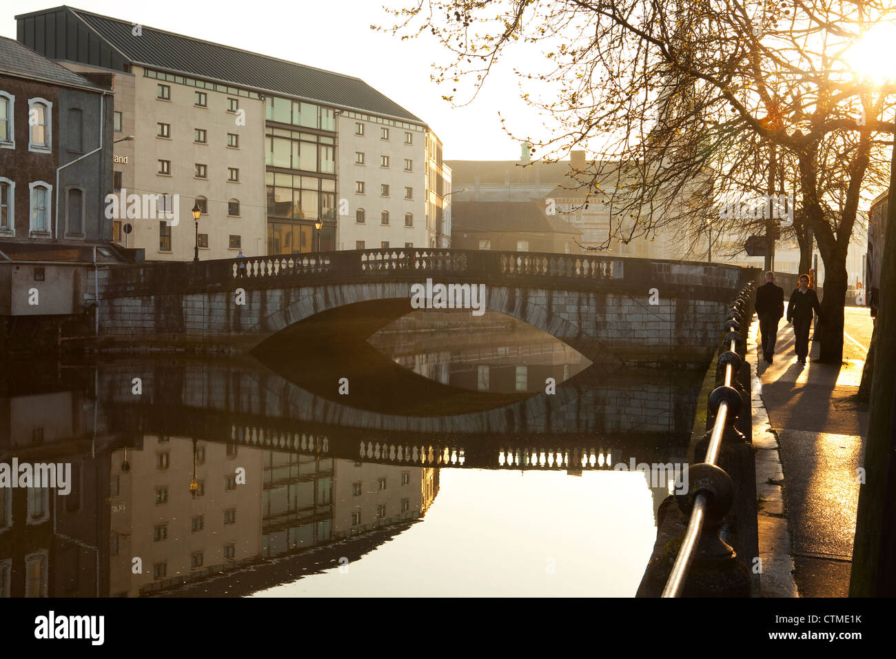 River lee hi-res stock photography and images - Alamy