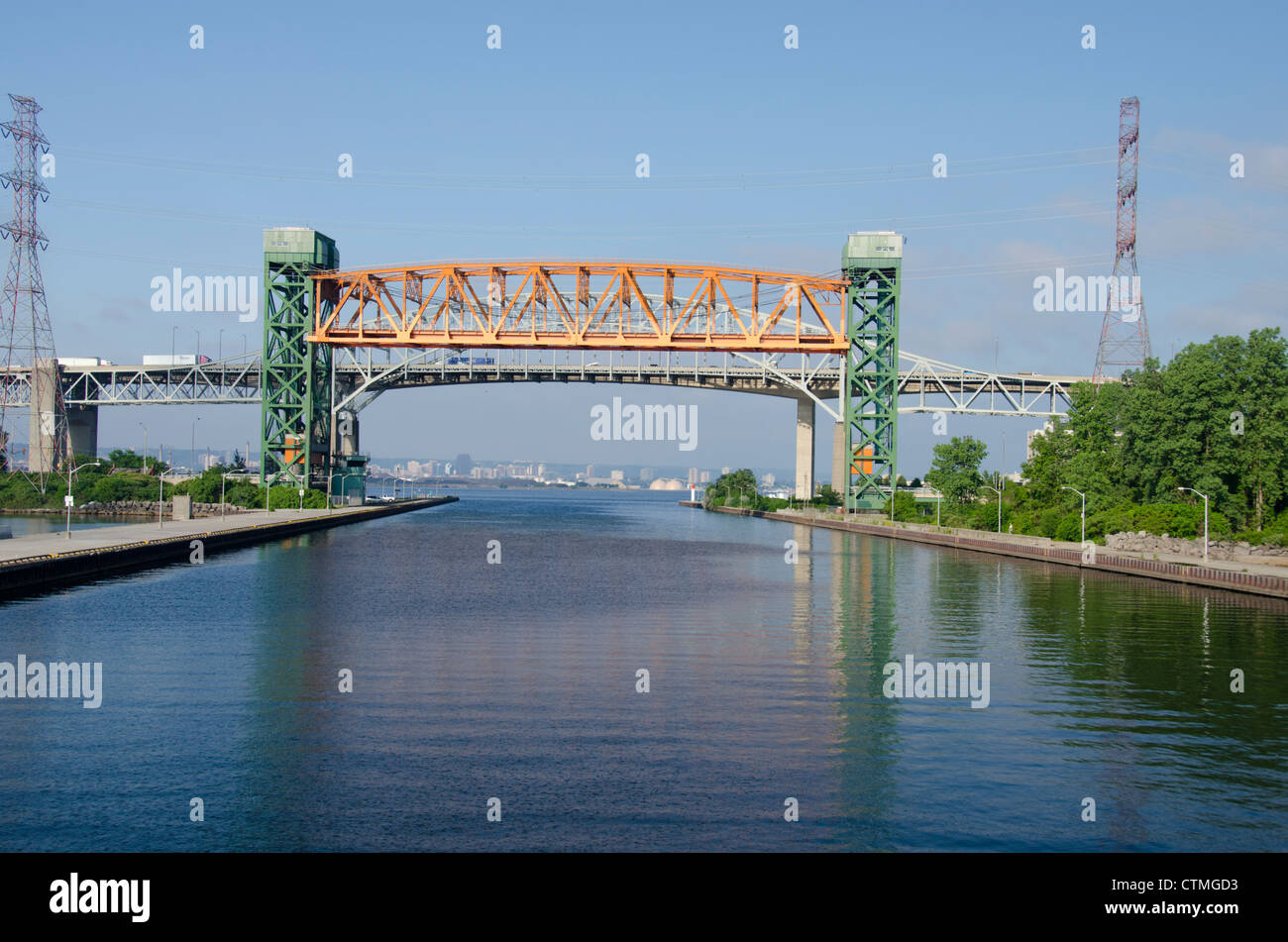 Hamilton ontario sky hi-res stock photography and images - Alamy