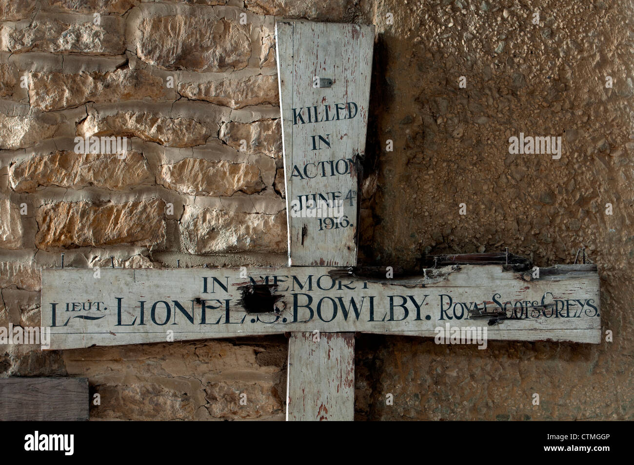 Battlefield cross hi-res stock photography and images - Alamy