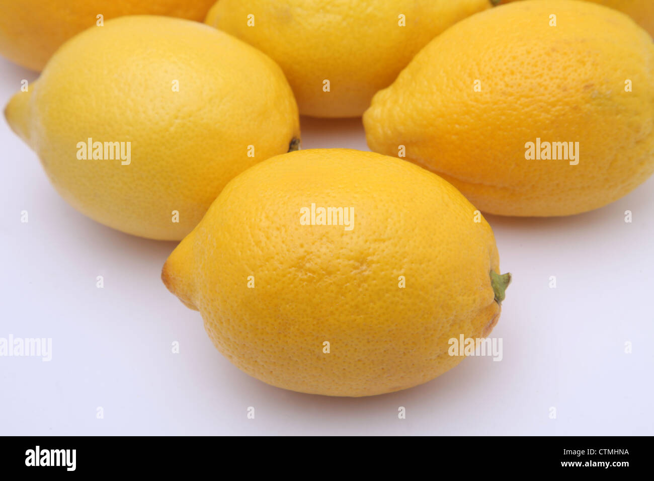 Segments of lemons hi-res stock photography and images - Alamy