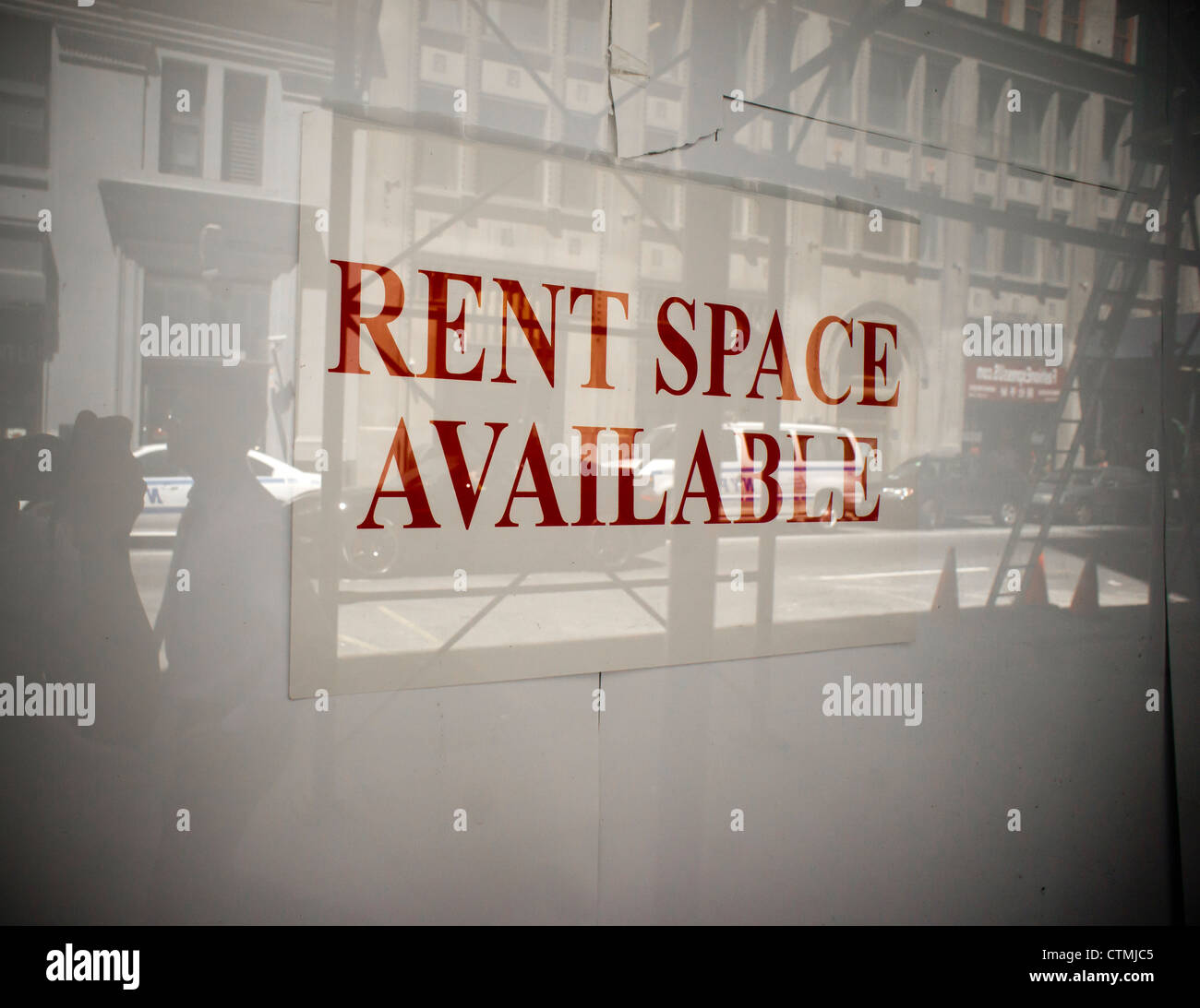 Retail space available in Midtown Manhattan in New York seen on ...