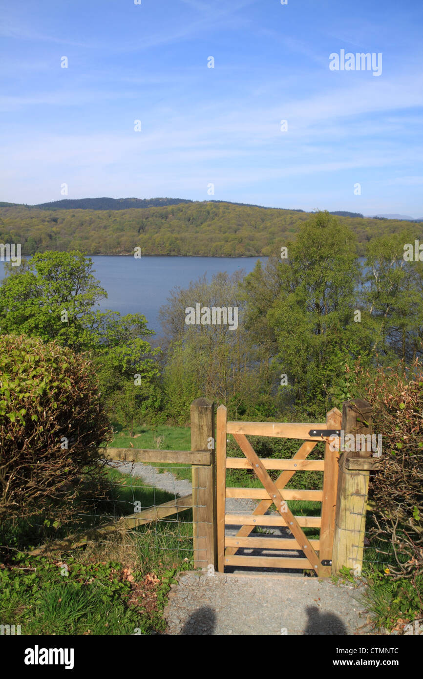 Pathway to lake windermere hi-res stock photography and images - Alamy