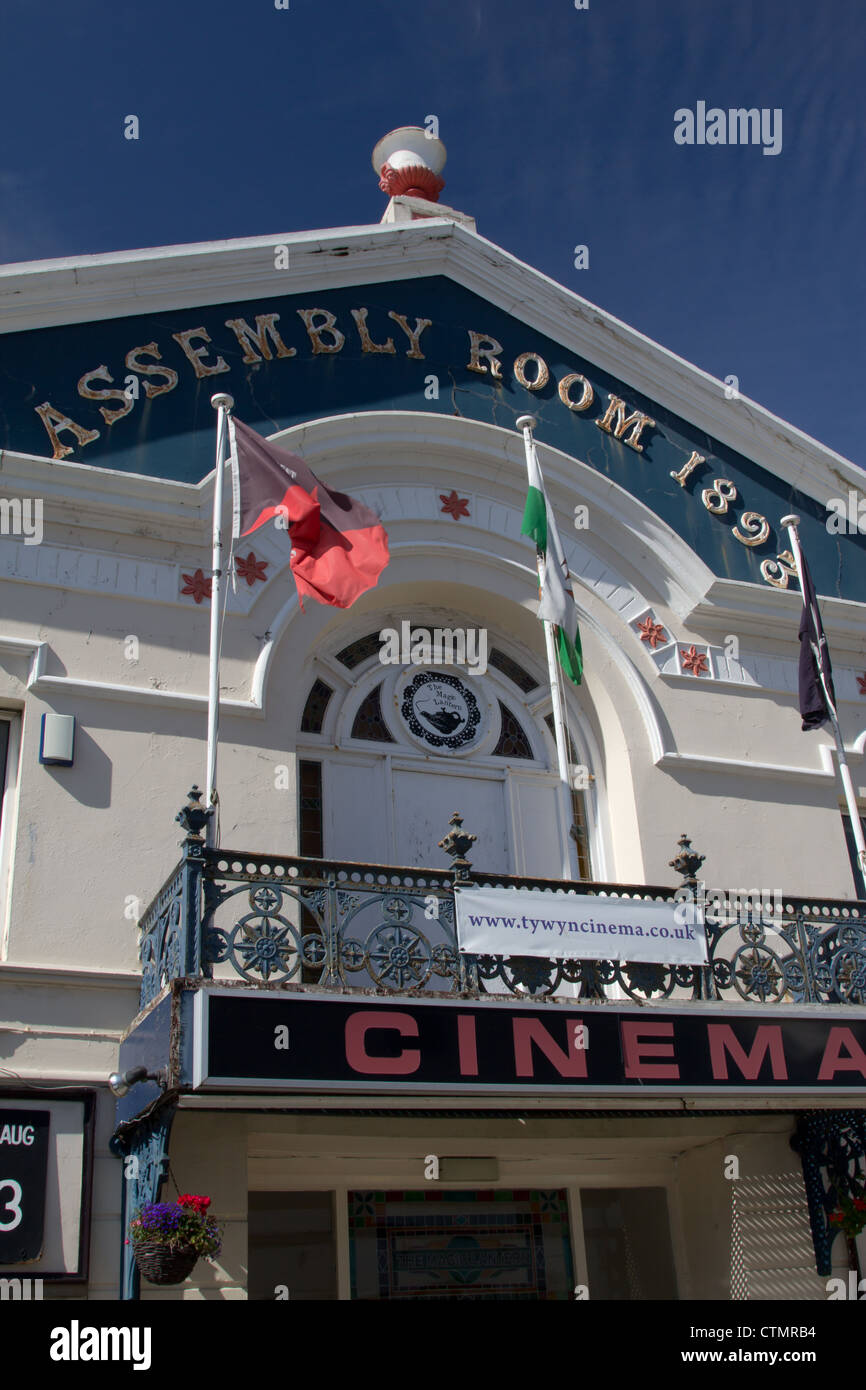Tywyn hi-res stock photography and images - Alamy