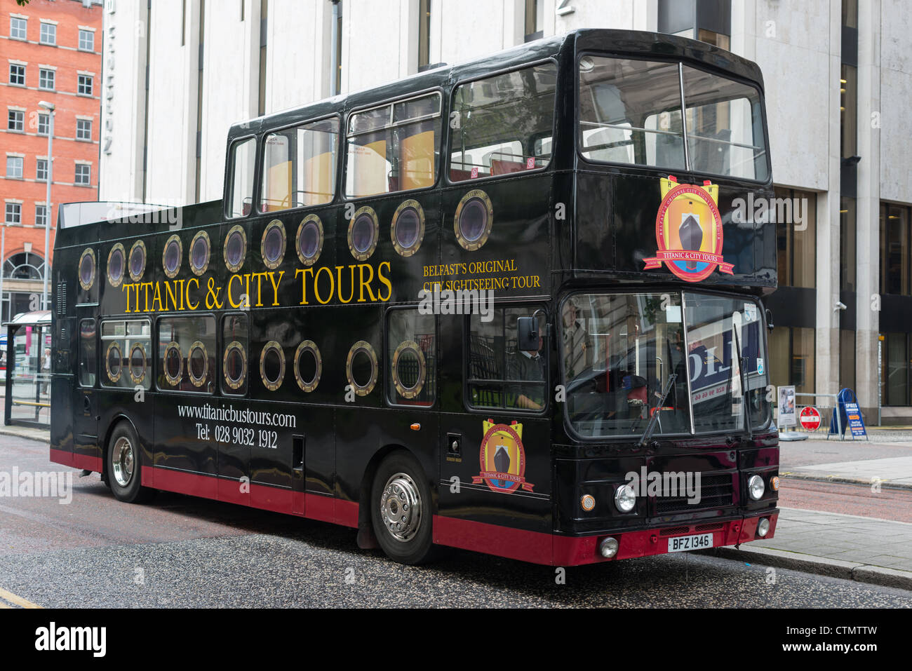 Titanic and city tours bus hi-res stock photography and images - Alamy