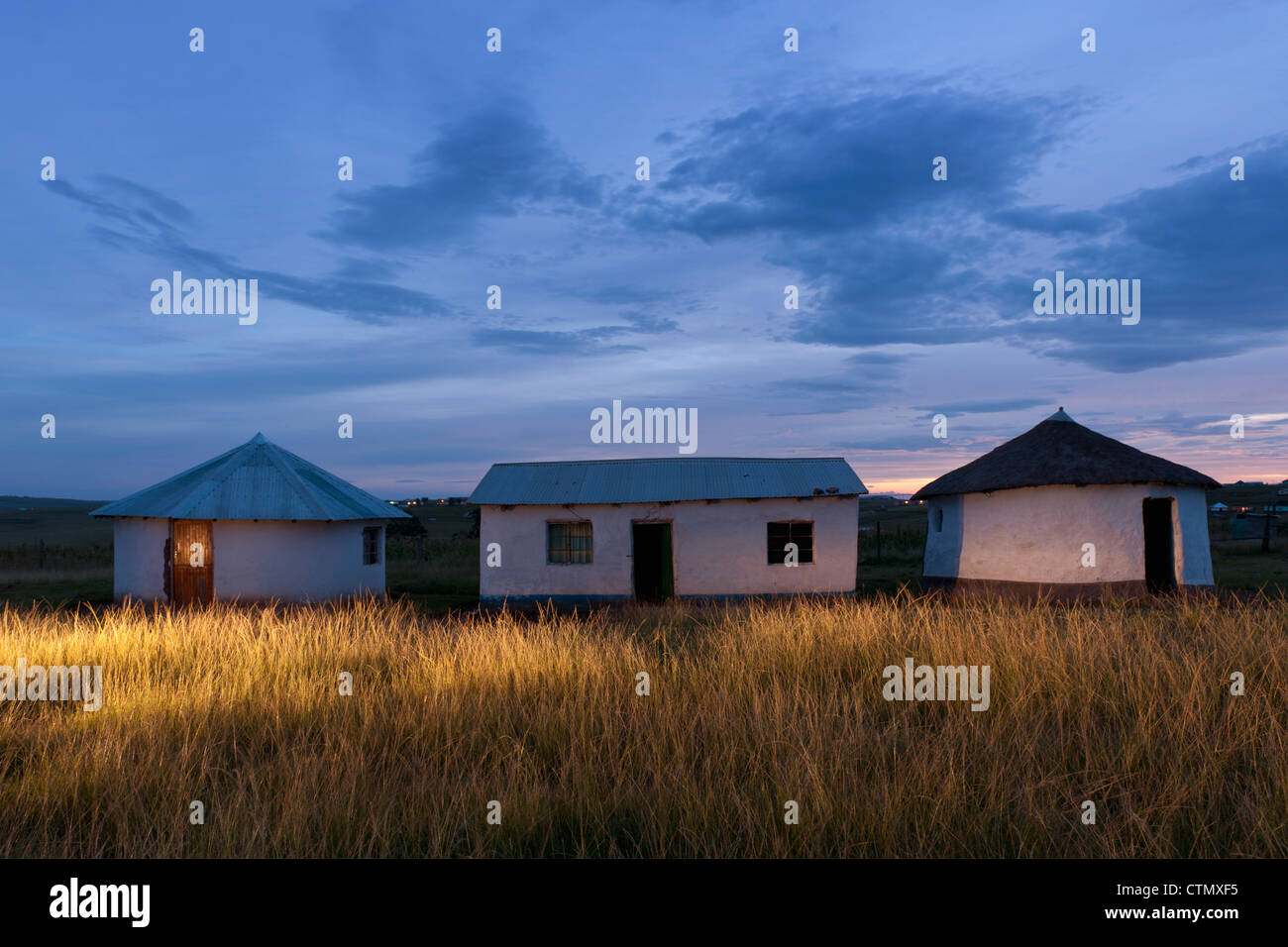 Rural huts south africa hi-res stock photography and images - Alamy