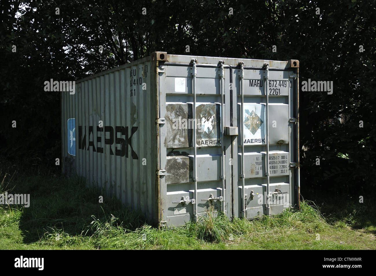 Maersk shipping container hi-res stock photography and images - Alamy