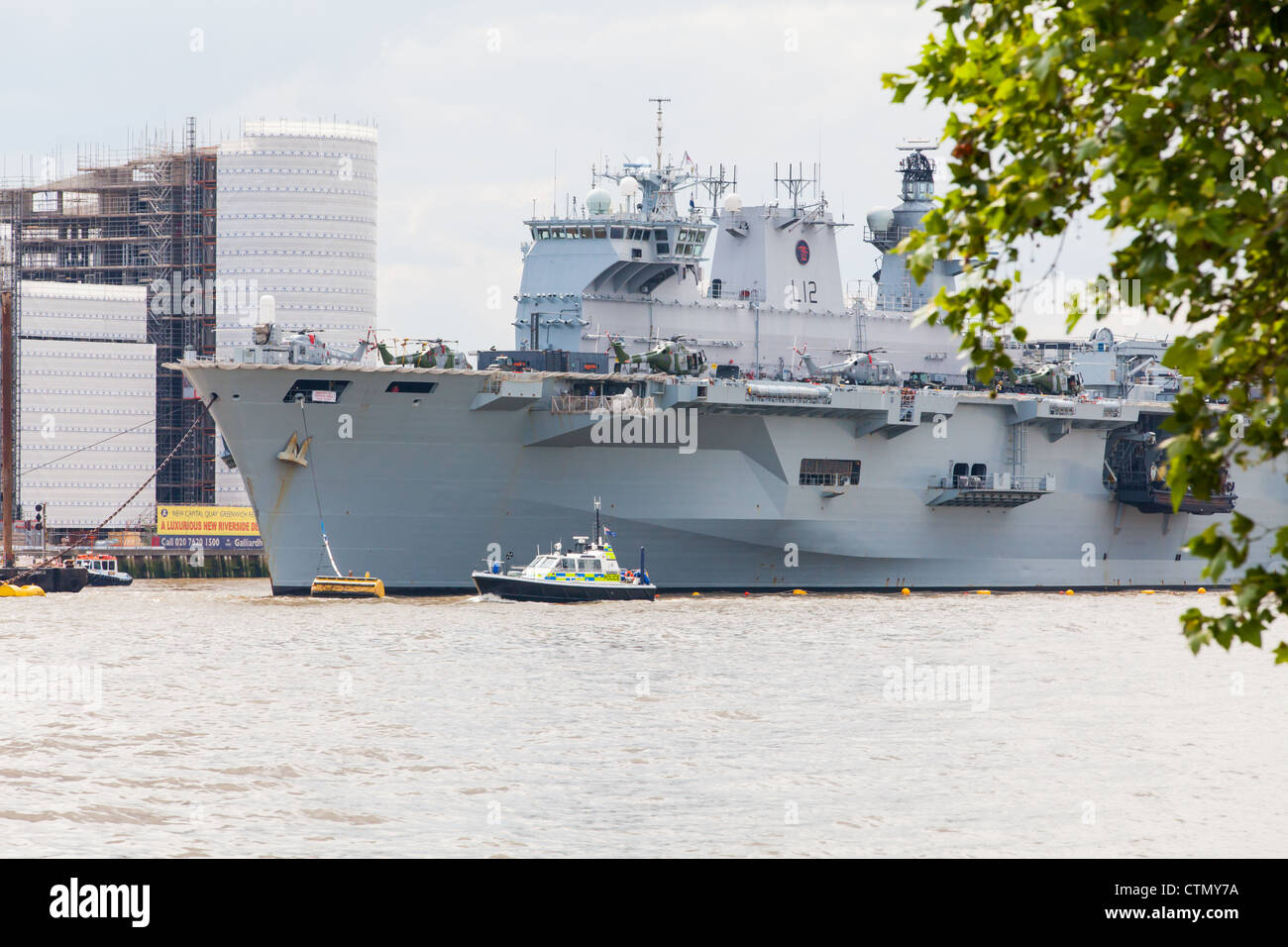 Vickers shipbuilding hi-res stock photography and images - Alamy