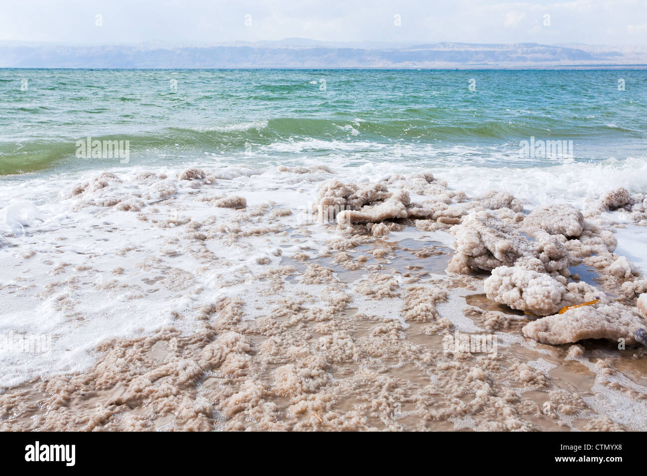 crystalline salt on beach of Dead Sea, Jordan Stock Photo - Alamy