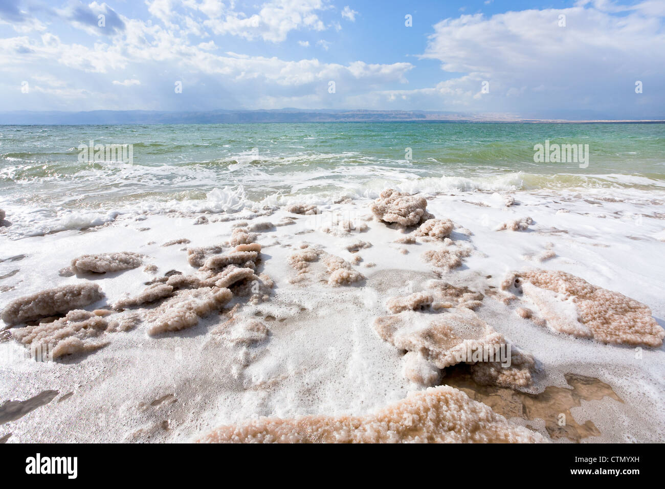 crystalline salt on beach of Dead Sea, Jordan Stock Photo - Alamy