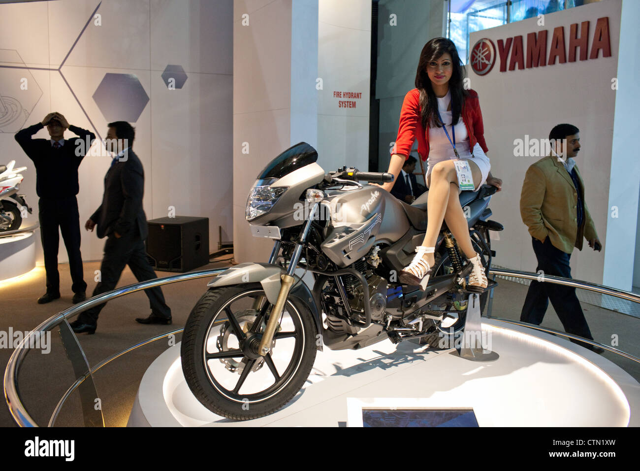 Car show hostess hi-res stock photography and images - Alamy