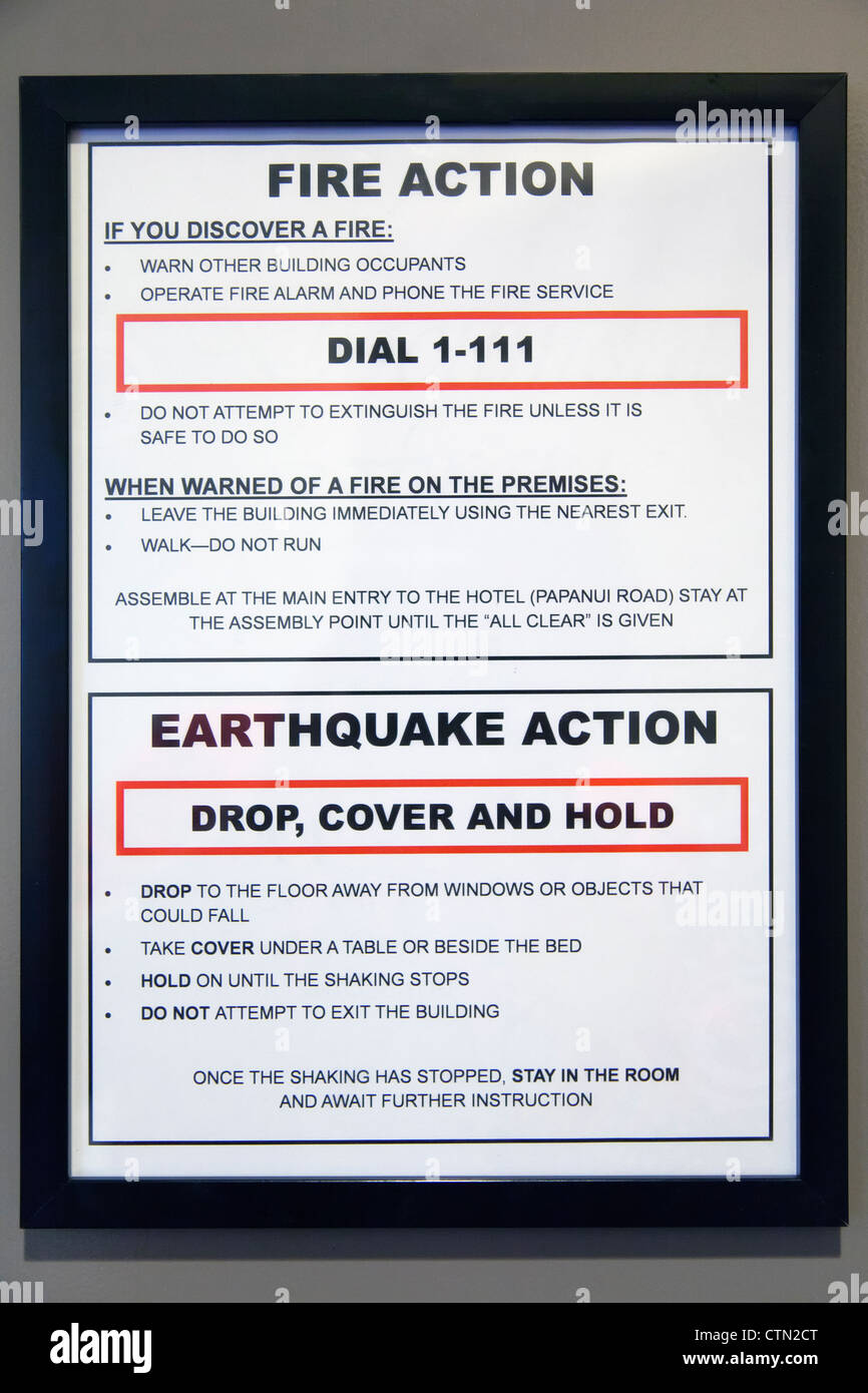 Earthquake sign cover hi-res stock photography and images - Alamy