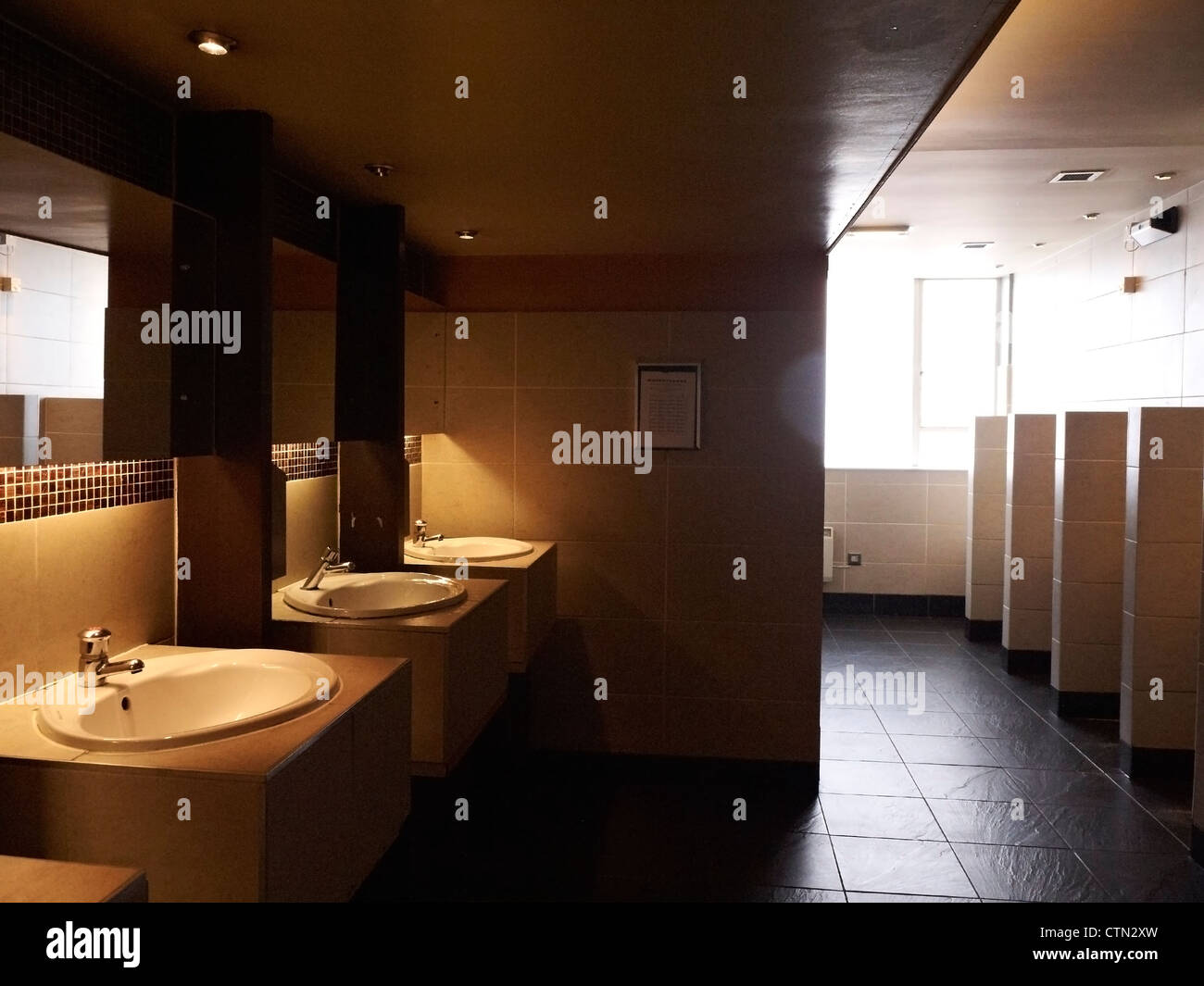 Mens urinal toilet uk hi-res stock photography and images - Alamy