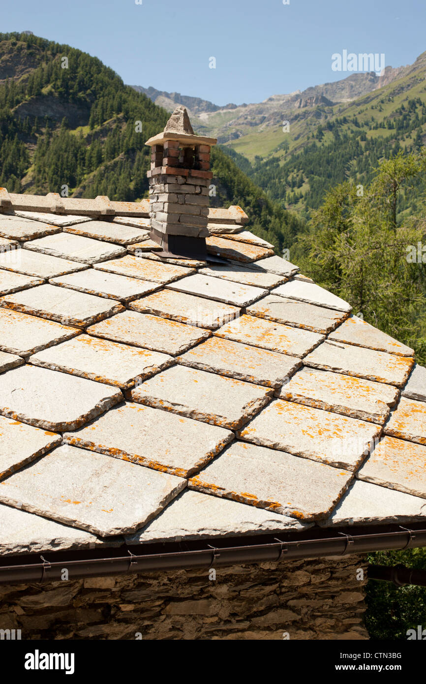 Elva piemonte italy slate roof hi-res stock photography and images - Alamy