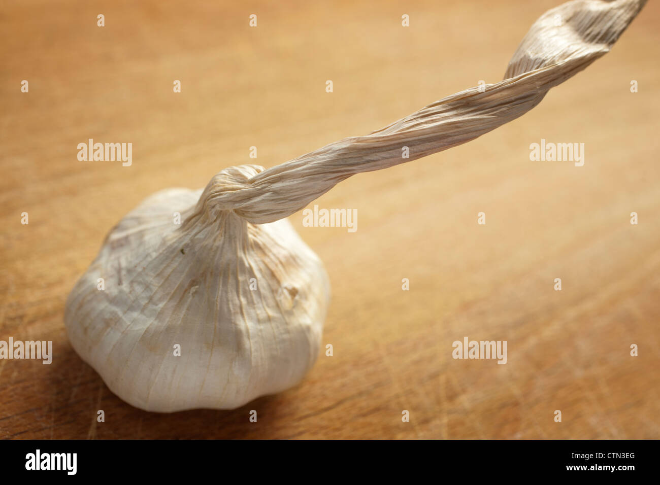 Neck and head twisted hi-res stock photography and images - Alamy