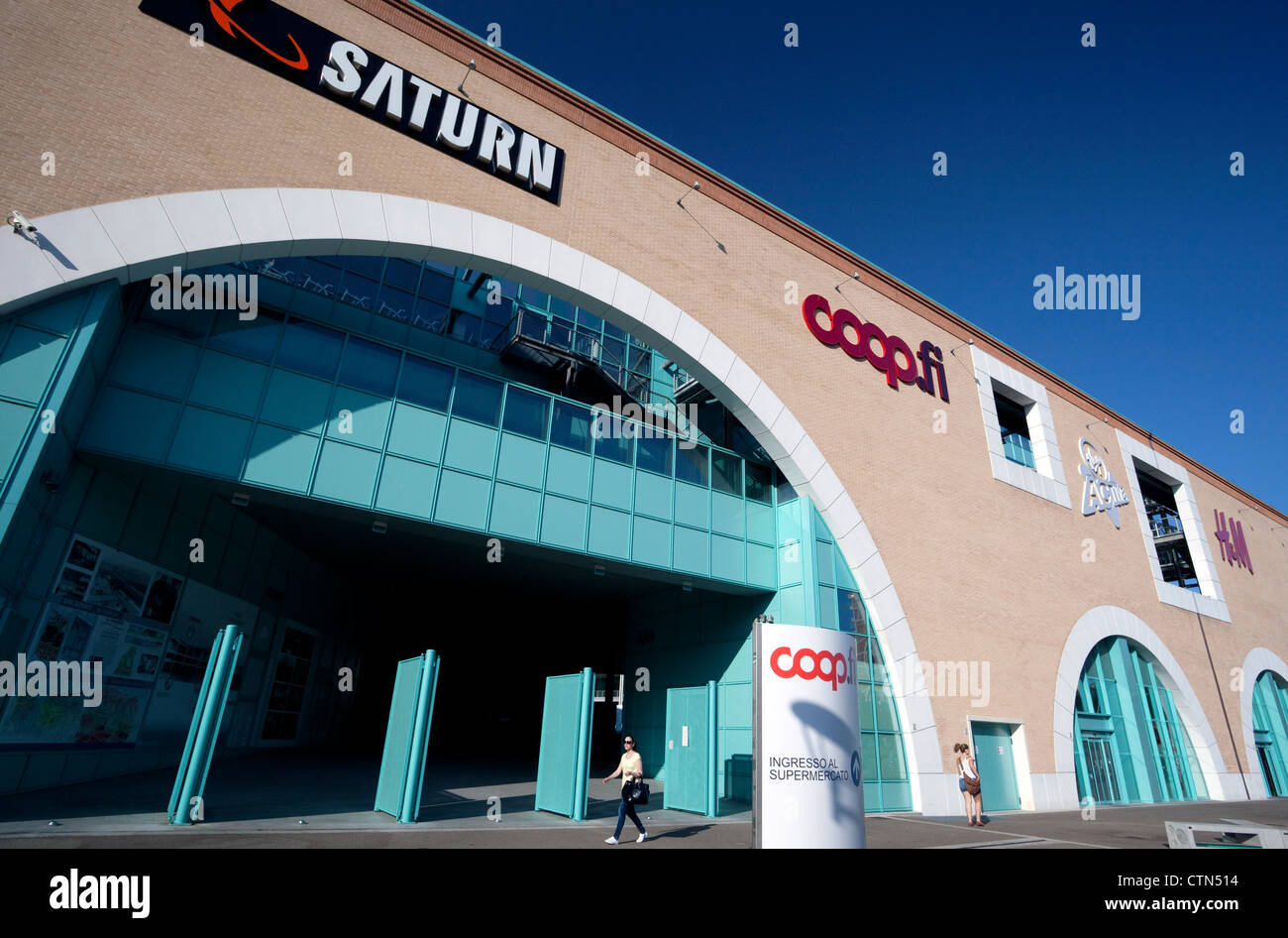 Suburb Suburban Shopping High Resolution Stock Photography and Images ...