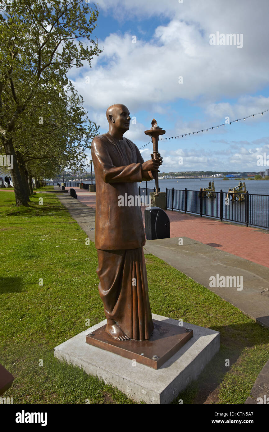 Peace statue hi-res stock photography and images - Alamy