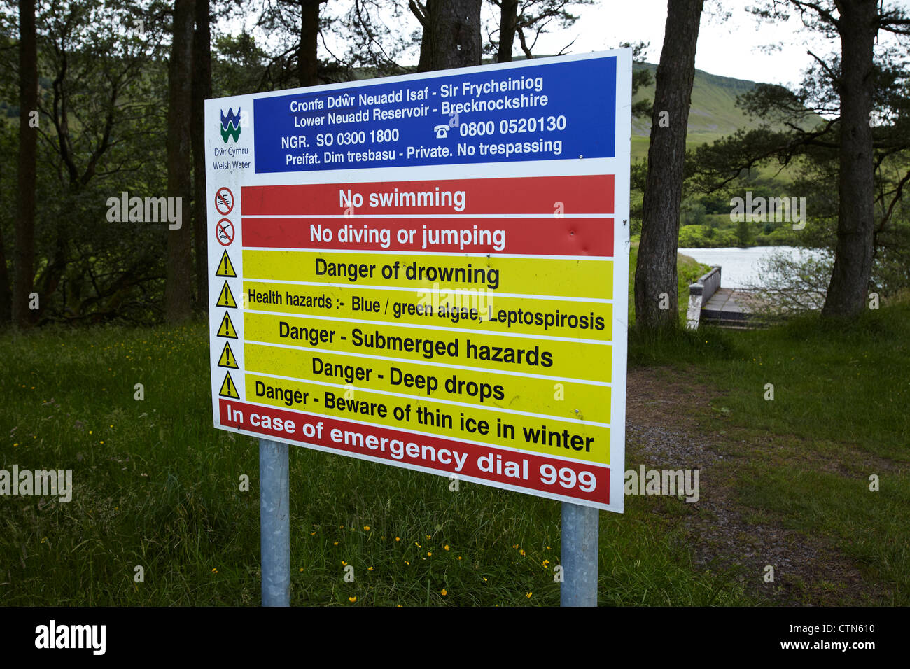Reservoir warning sign hi-res stock photography and images - Alamy