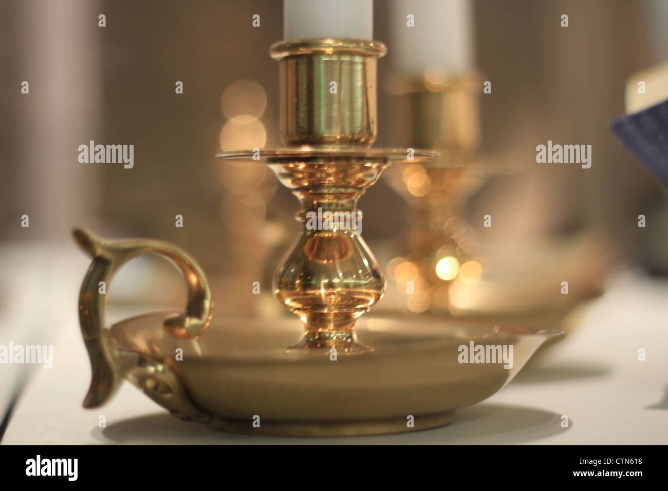 Golden candlestick hi-res stock photography and images - Alamy