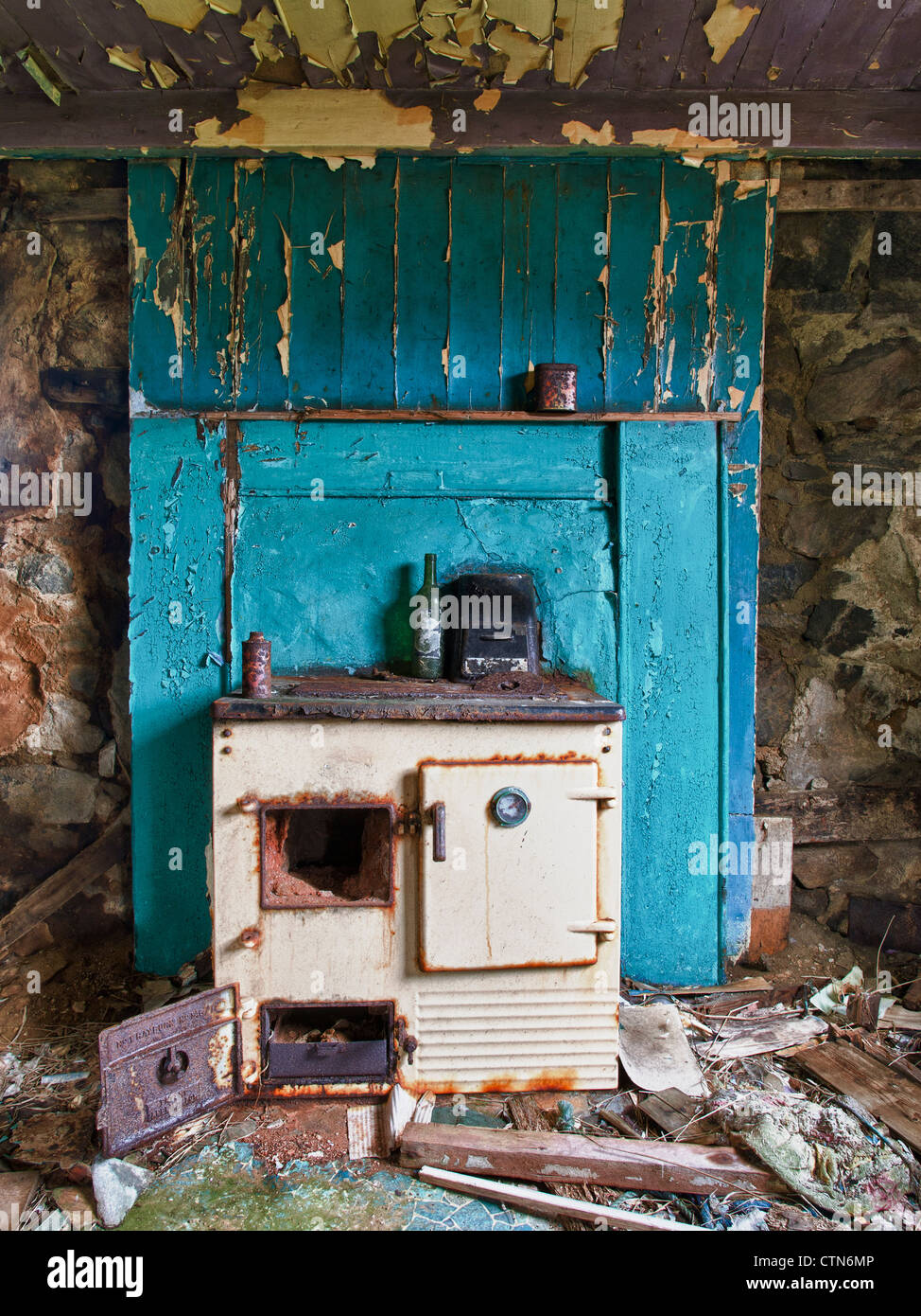 Old Rayburn Cooker, Eriskay Stock Photo - Alamy