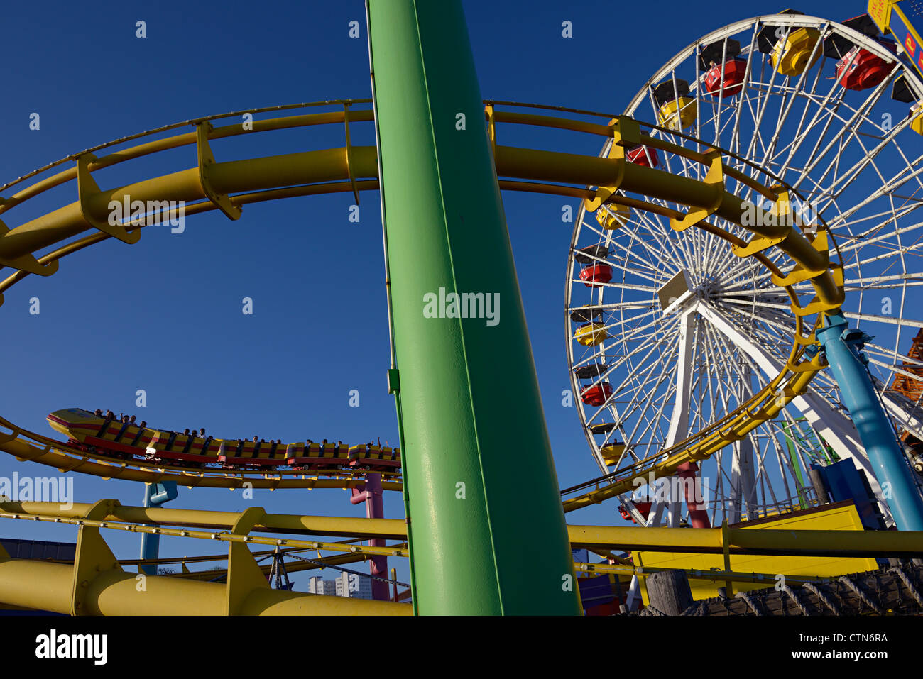 Rollecoaster hi-res stock photography and images - Alamy