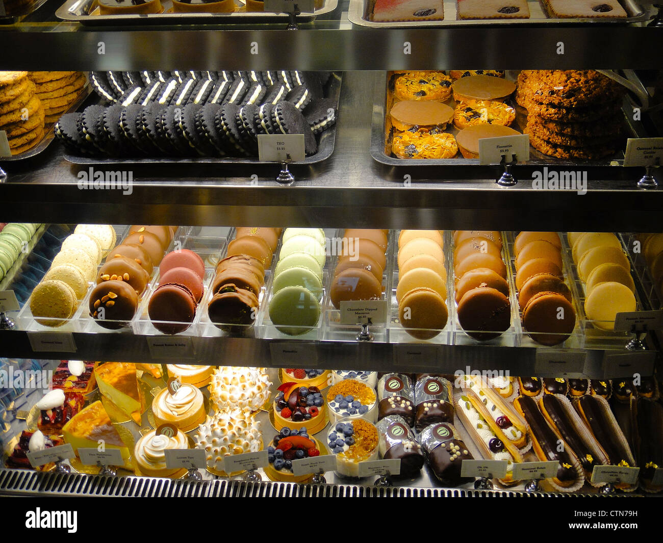 Showcase of cakes hi-res stock photography and images - Alamy