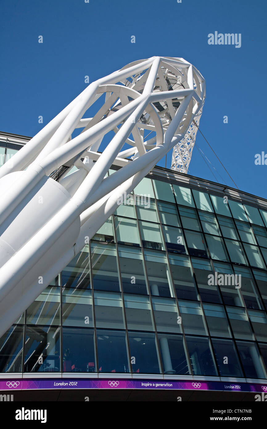 Detail of Wembley Stadium arch on Level 1 concourse (2012 Olympics ...