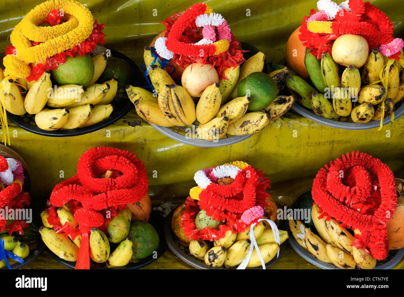 Sri lanka market fruits fruit hi-res stock photography and images - Alamy