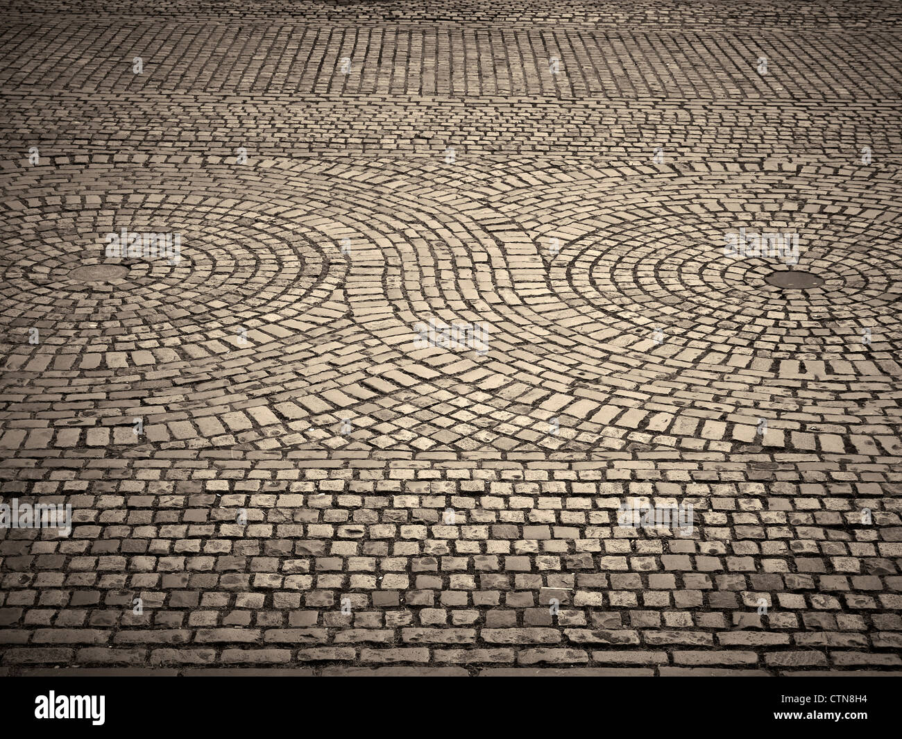 Cobbled street detail hi-res stock photography and images - Alamy