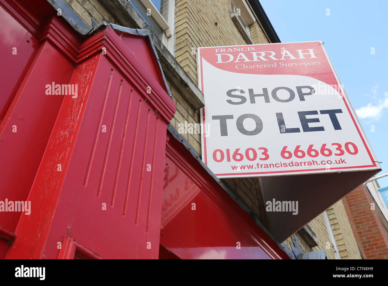 Shop To Let sign Stock Photo - Alamy