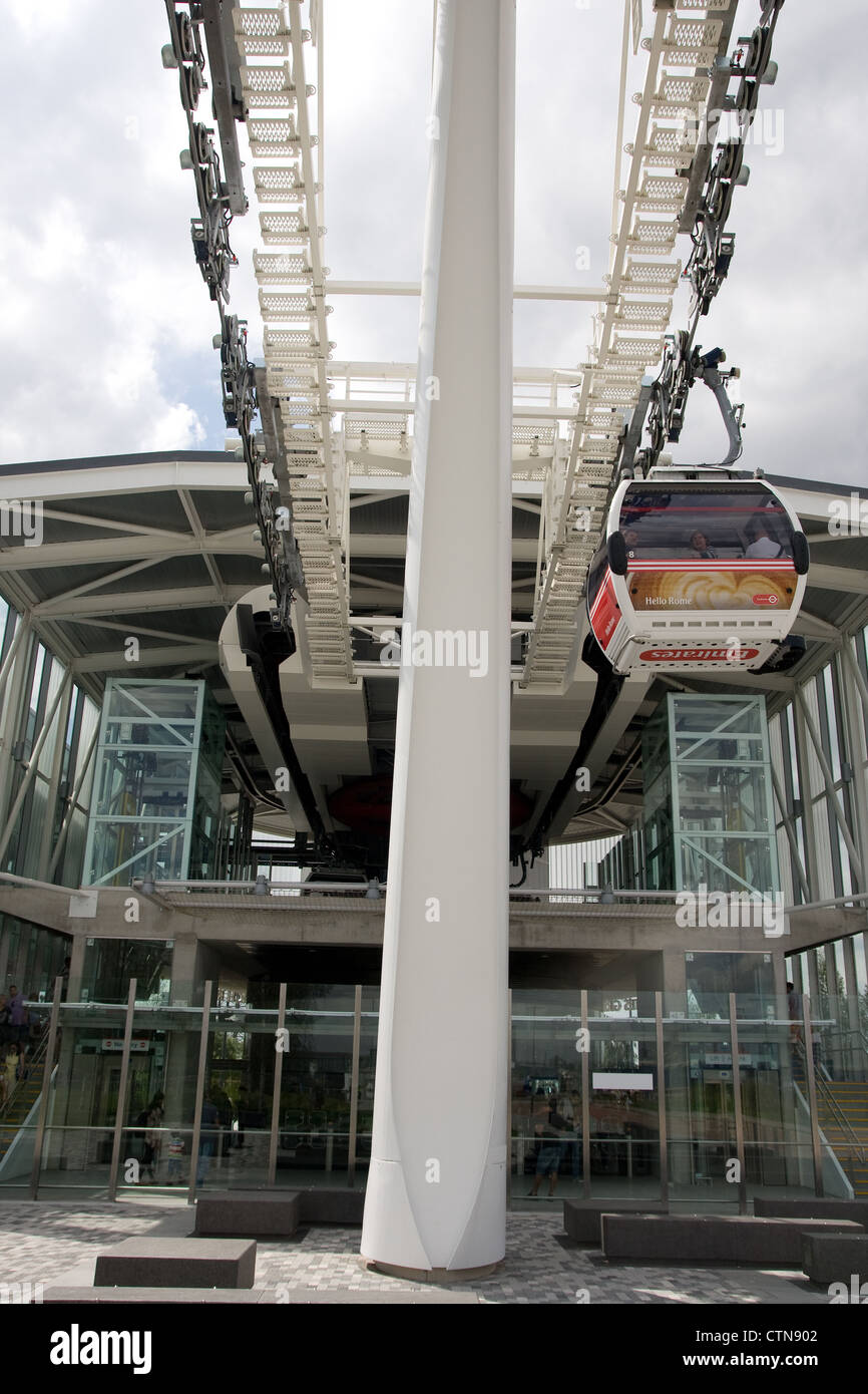 Emirates cable car North Greenwich Peninsular Stock Photo - Alamy