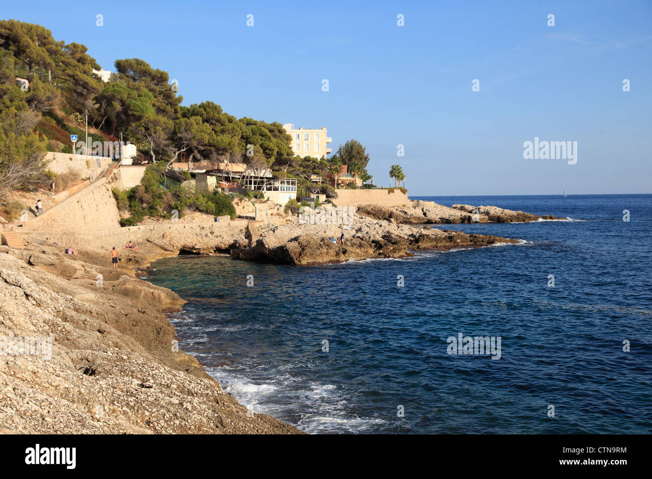 Coastal path cap dail provence hi-res stock photography and images - Alamy