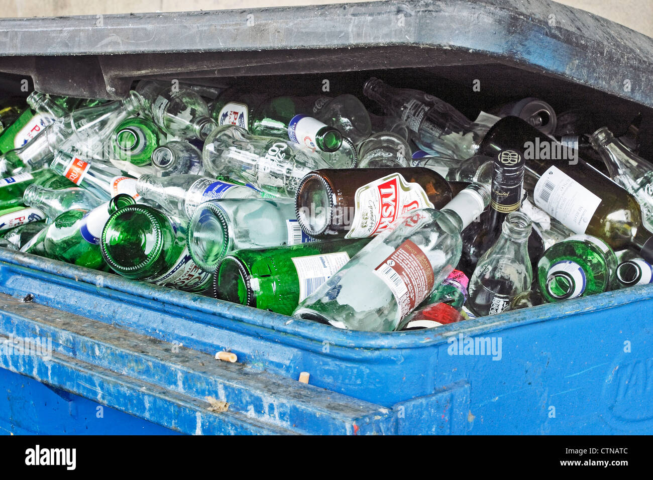 Overflowing skip hi-res stock photography and images - Alamy