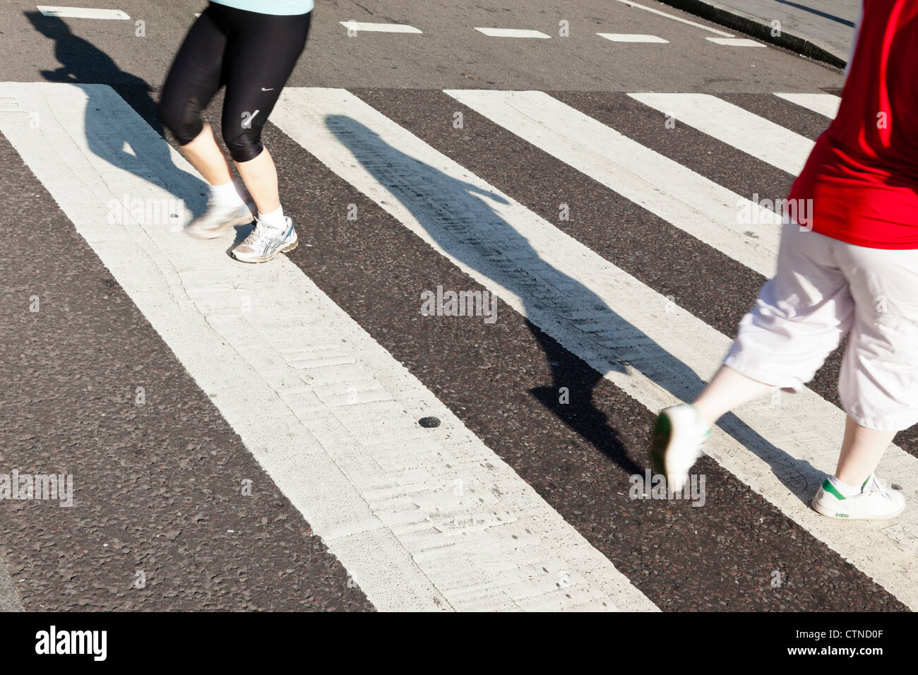 Running Across Road Stock Photos & Running Across Road Stock Images - Alamy