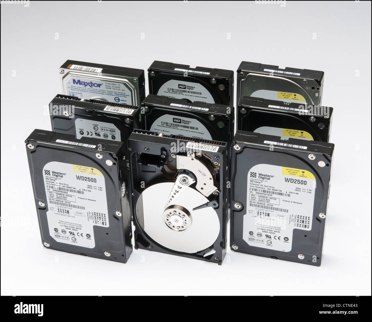 Computers hard disks drives hi-res stock photography and images - Alamy