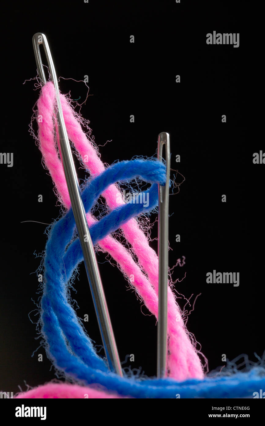 Darning needles and wool Stock Photo - Alamy