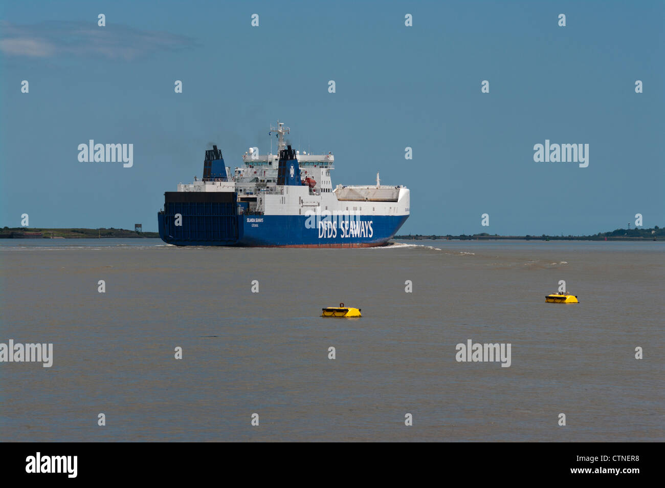 DFDS Seaways Selandia Seaways Cargo Freight Freighter Ship On The River ...