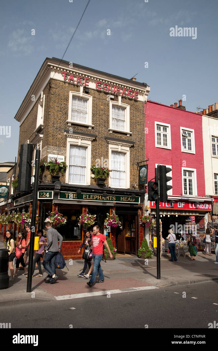 Camden high street pub hi-res stock photography and images - Alamy