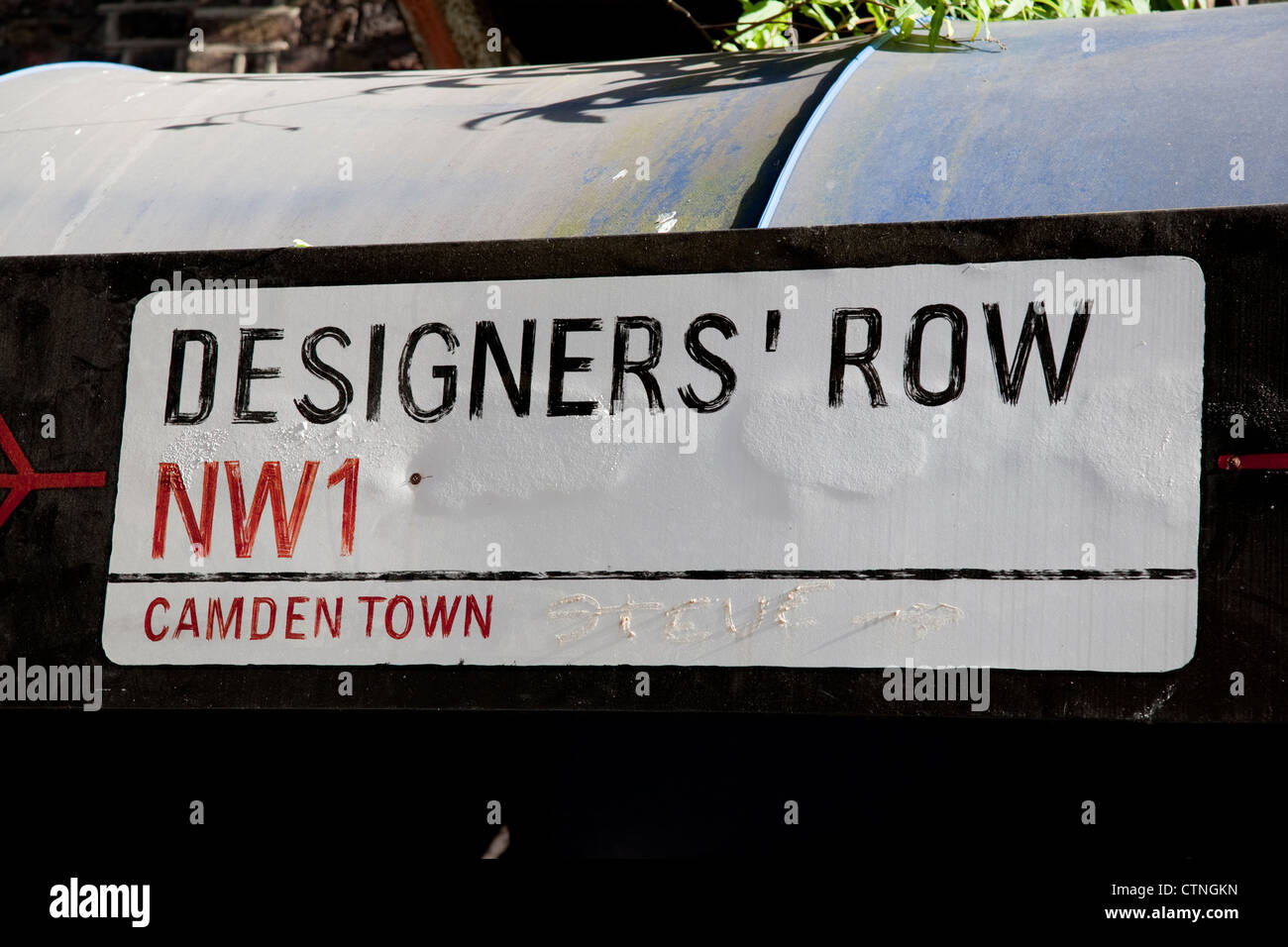 Row sign hi-res stock photography and images - Alamy