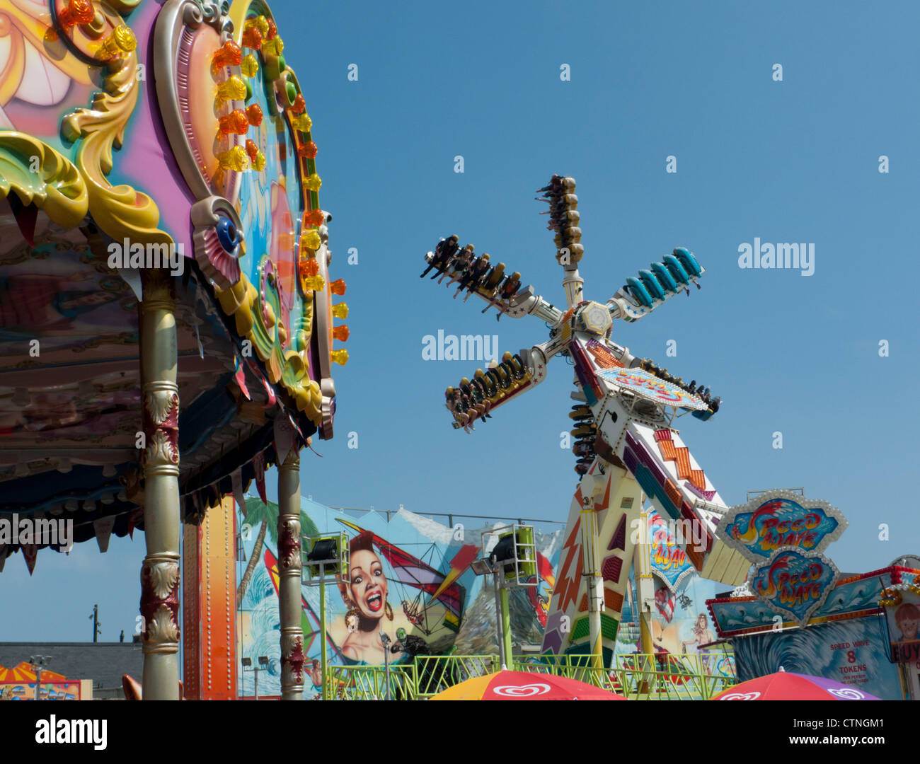 Air fairground ride hi-res stock photography and images - Alamy