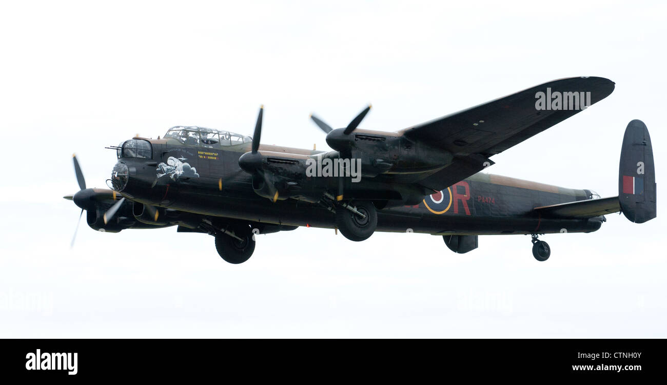Avro lancaster hi-res stock photography and images - Alamy