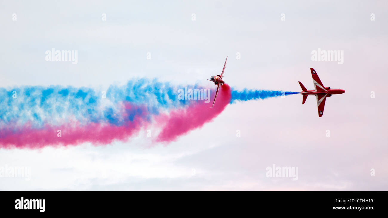 Raf red arrows hi-res stock photography and images - Alamy