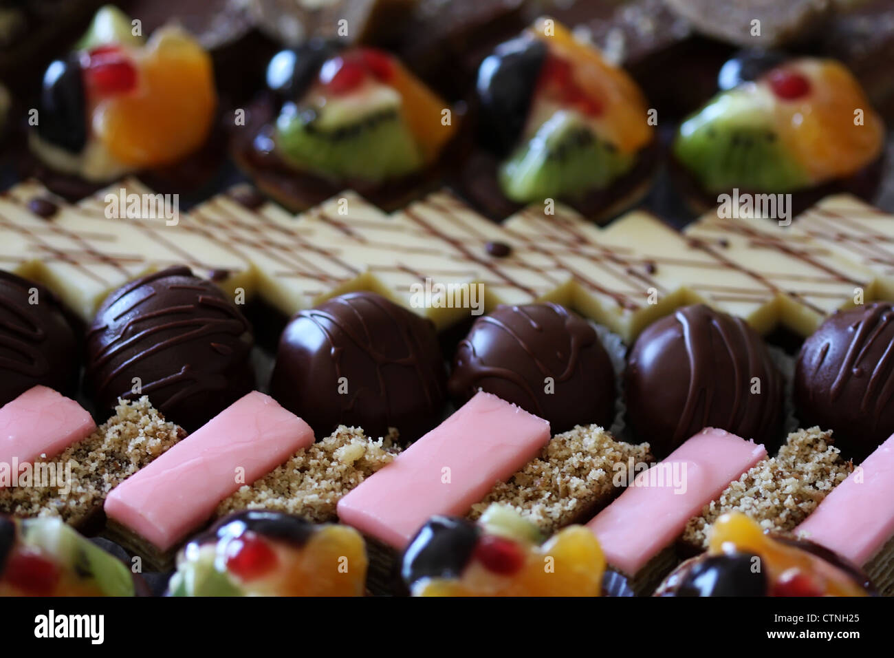 Fat person buffet hi-res stock photography and images - Alamy