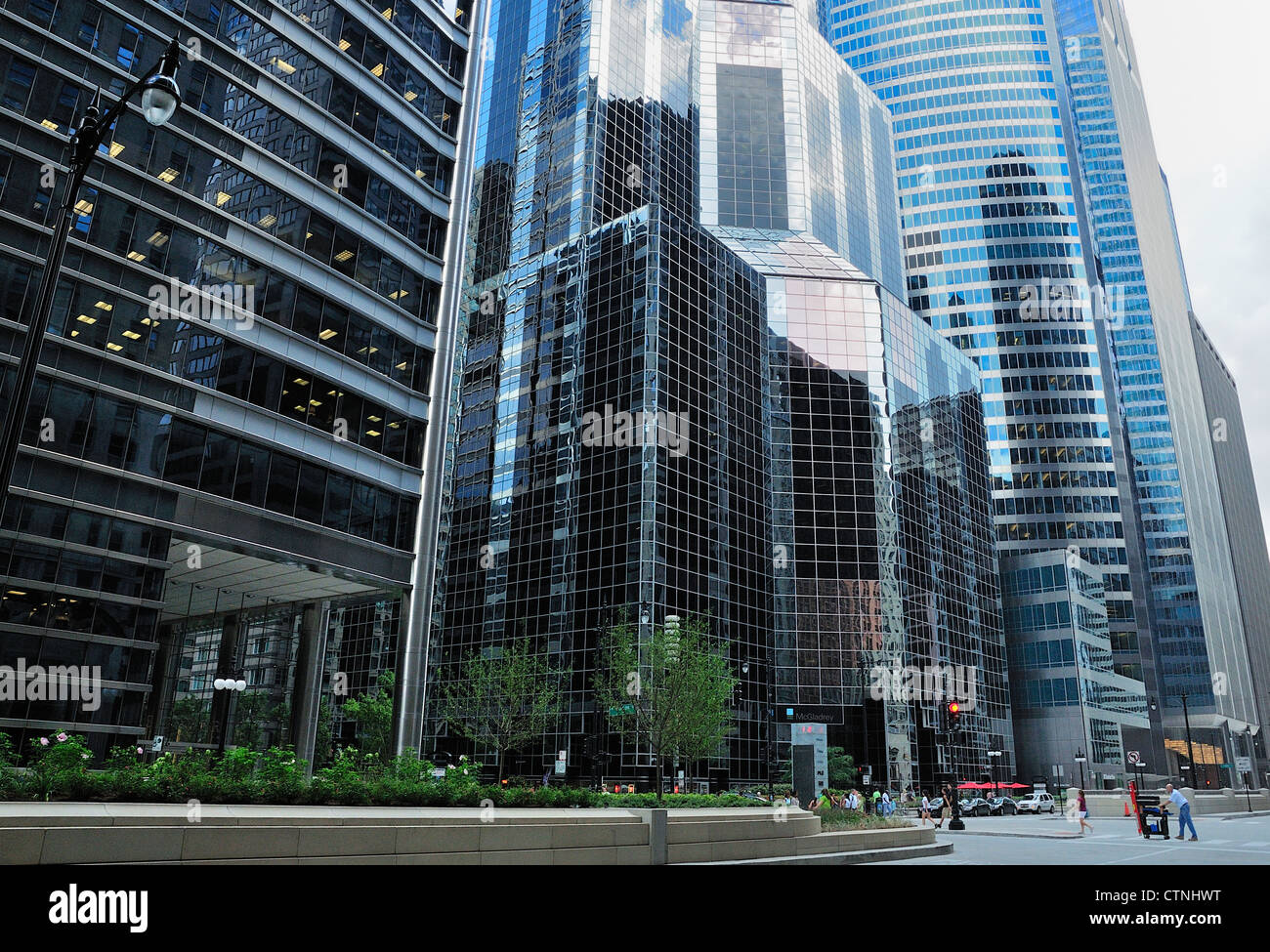 Chicago architecture along Wacker Drive Stock Photo - Alamy